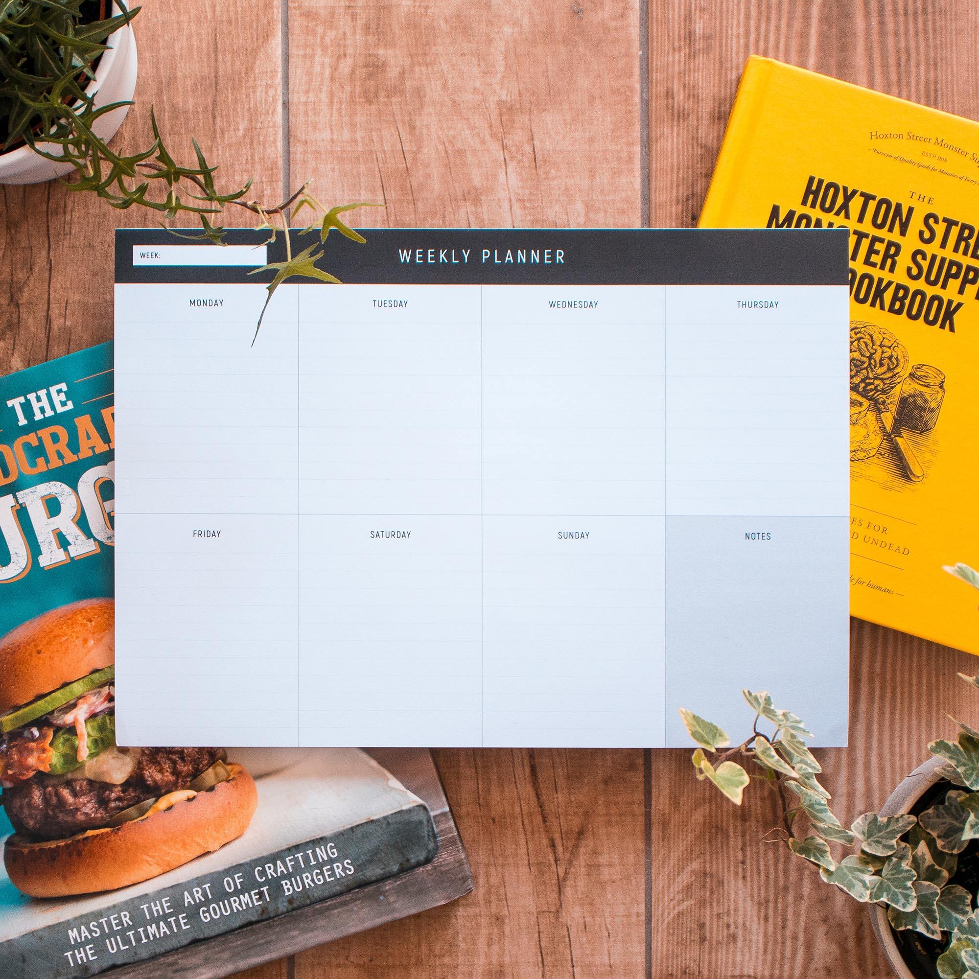 A4 Weekly Planning Pad - White/Black, Landscape | Dotgrid